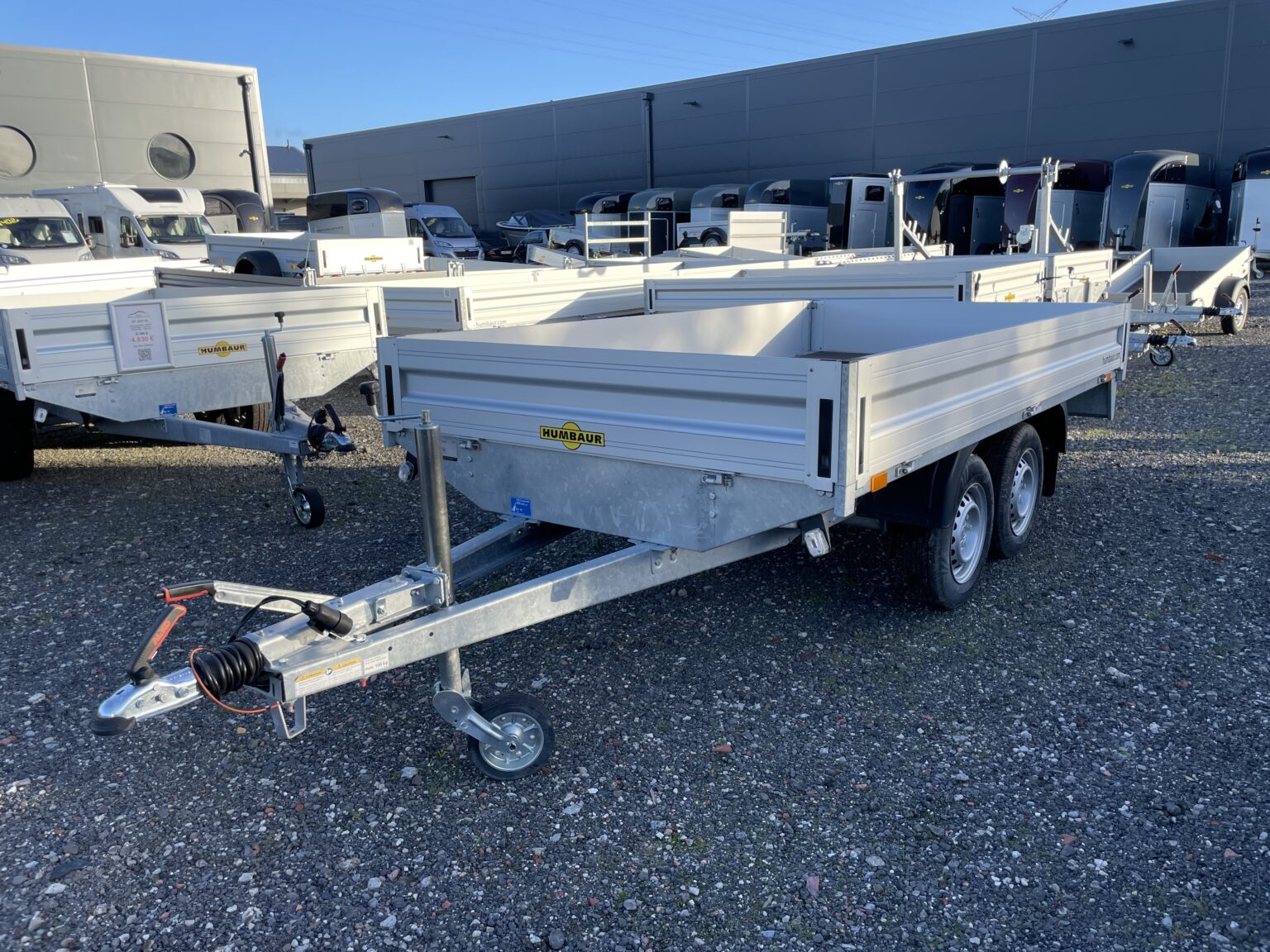 Humbaur HT 202616 2000 kg Tandem PKW-Anhänger Hochlader Alu